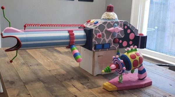 Killer Klowns popcorn gun